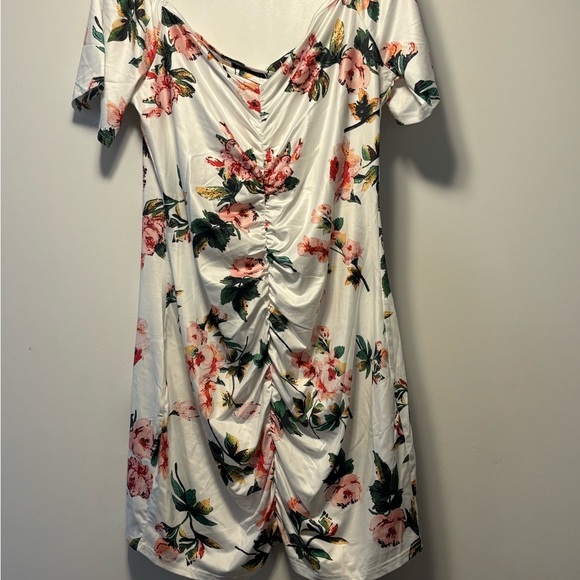 BloomChic | Dresses | Bloom Chic Floral Print Dress | Poshmark